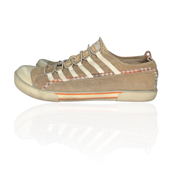 Skechers | Shoes | Y2k Skechers Size 9 Bobby Sox Cali Sand Slip On ...
